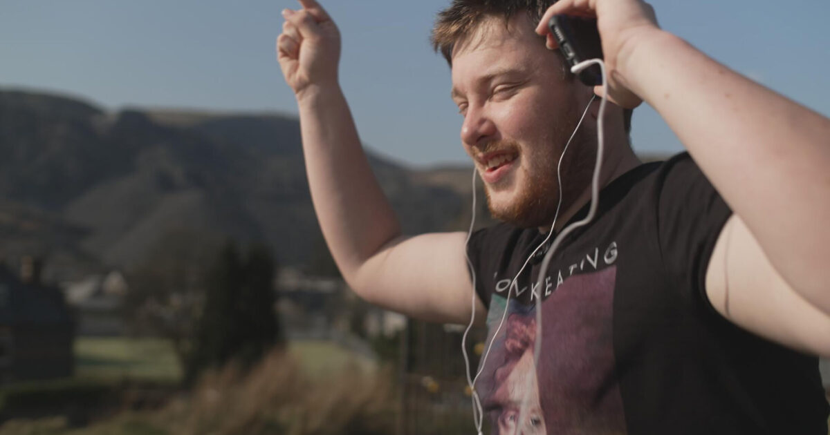 Inspirational DJ Terry reaches for the stars | Grŵp Llandrillo Menai