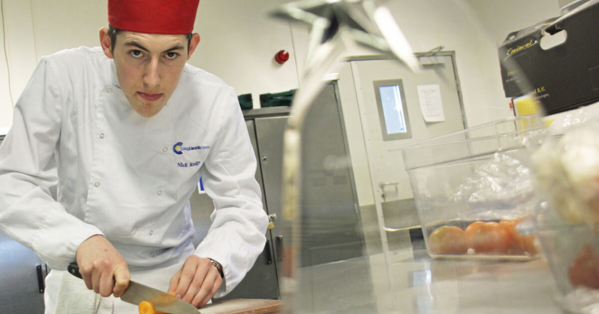 Former College Student Who Worked Alongside… | Busnes@LlandrilloMenai