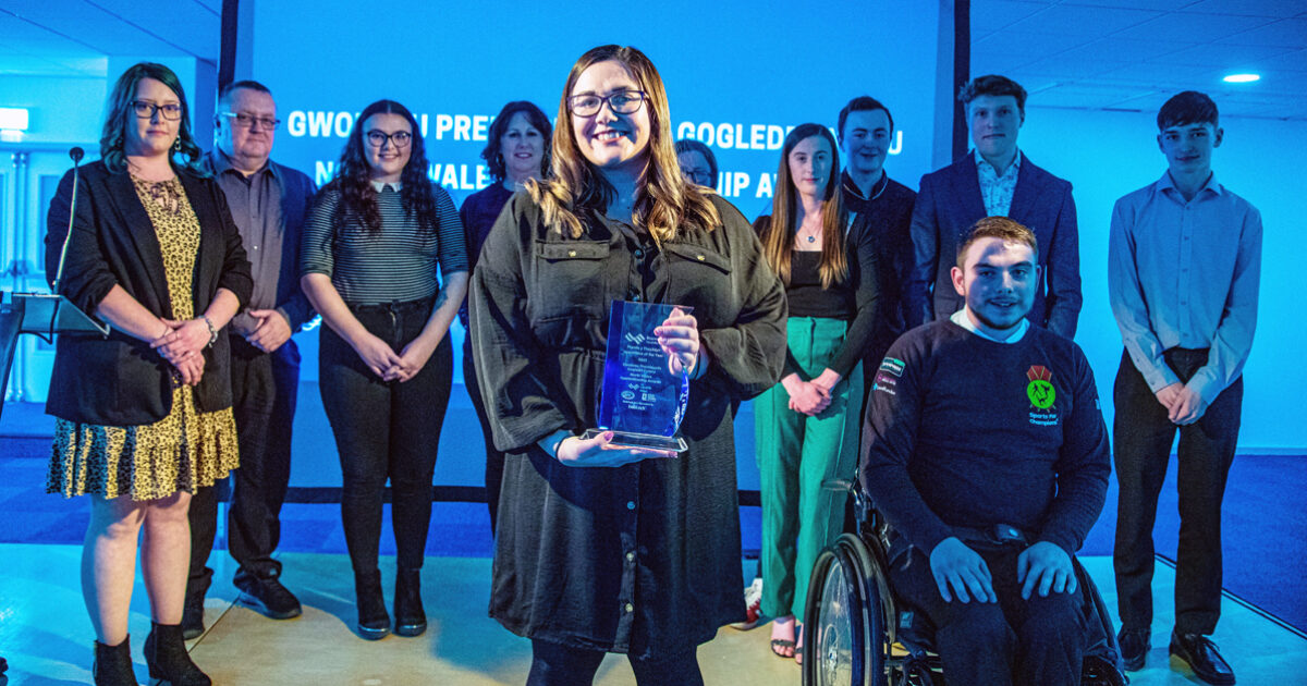 Employer of the Year - Coleg Cymraeg Cenedlaethol | Apprenticeship…